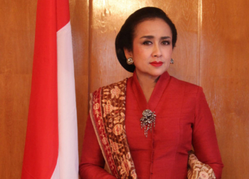 Mantan Dubes RI sekaligus Seniman, Astari Rasjid Meninggal Dunia di ...