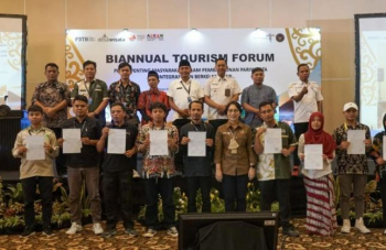 Kemenparekraf Tekankan Kolaborasi Kembangkan Desa Wisata Wujudkan Pariwisata Berkelanjutan ...