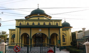 Mengulik Sejarah Masjid Syahabuddin, Peninggalan Sultan Siak yang Jadi ...