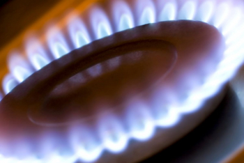 Mengapa Api Memiliki Warna yang Berbeda-Beda? | News+ on RCTI+