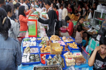 5 Fakta Unik Ramadan di Dunia, dari Takjil hingga Meriam - News+ on RCTI+