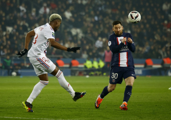 Hasil PSG vs Olympique Lyon di Liga Prancis 2022-2023: Keok 0-1, Lionel Messi Cs Dipermalukan di ...
