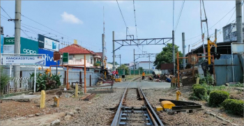 Kenapa Mesin Mobil Mati Saat Melintasi Rel Kereta Api? Jangan Sampai Jadi Korban | News+ on RCTI+